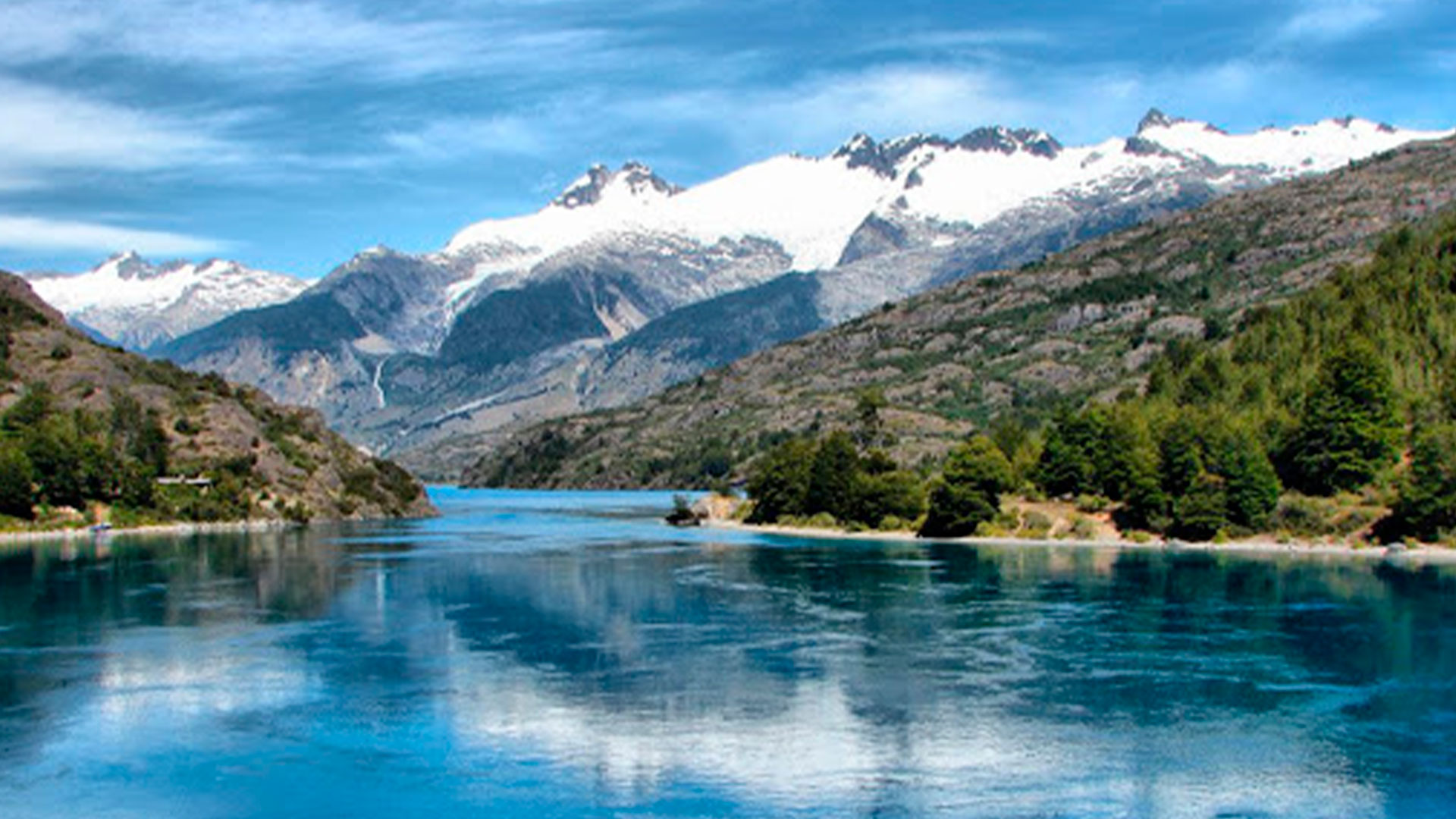 Un edén a orillas del Lago General Carrera | Página V